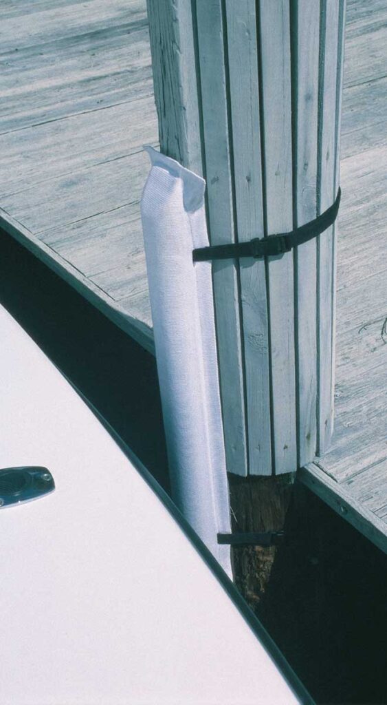 Removable Dock Post Bumpers for quick docking in unprotected areas